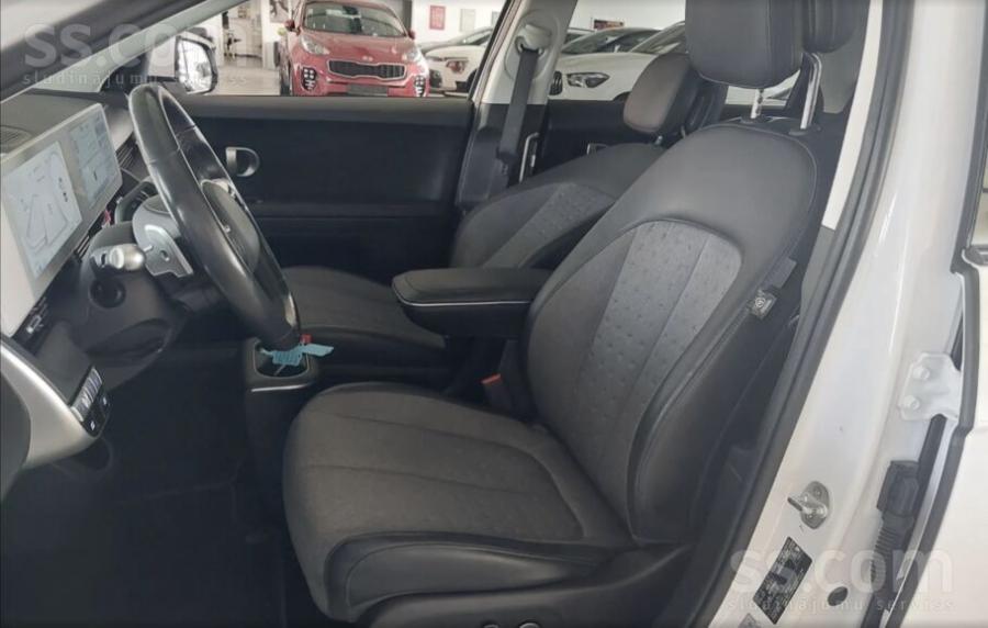 Balts Hyundai Ioniq 2023 Rīga, ar dzinēja tilpumu 0.00 L un nobraukumu 78 tūkst. km par 29890 €, foto 14 vietnē AUTOMOTO.COM.LV