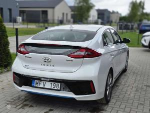 Белый Хендай Ioniq 2016 в Вильнюс, объемом двигателя 1.58 л и пробегом 116 тыс. км за 11500 €, фото 3 на AUTOMOTO.COM.LV