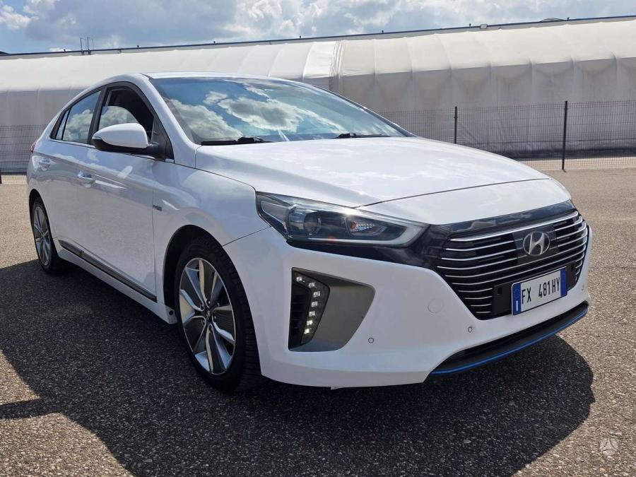 Balts Hyundai Ioniq 2016 Kauņa, ar dzinēja tilpumu 1.60 L un nobraukumu 203 tūkst. km par 9500 €, foto 1 vietnē AUTOMOTO.COM.LV