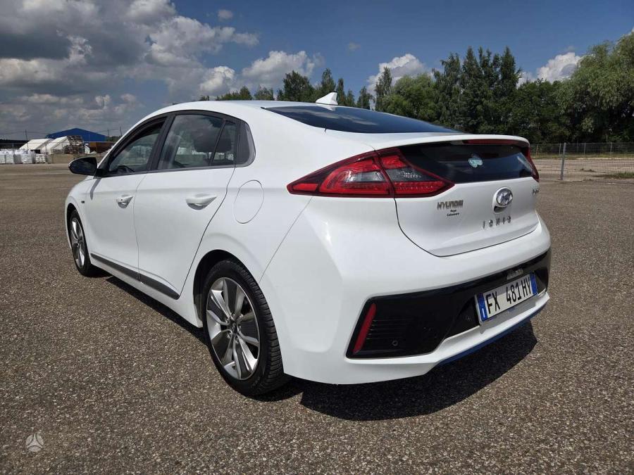 Balts Hyundai Ioniq 2016 Kauņa, ar dzinēja tilpumu 1.60 L un nobraukumu 203 tūkst. km par 9500 €, foto 6 vietnē AUTOMOTO.COM.LV