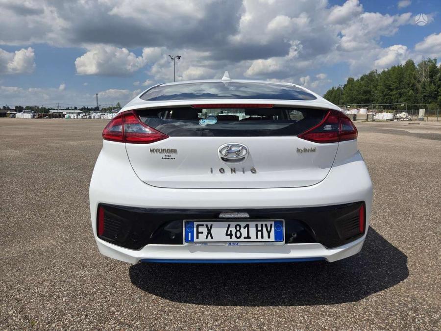 Balts Hyundai Ioniq 2016 Kauņa, ar dzinēja tilpumu 1.60 L un nobraukumu 203 tūkst. km par 9500 €, foto 9 vietnē AUTOMOTO.COM.LV