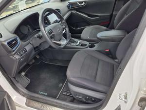 Balts Hyundai Ioniq 2016 Kauņa, ar dzinēja tilpumu 1.60 L un nobraukumu 203 tūkst. km par 9500 €, foto 10 vietnē AUTOMOTO.COM.LV