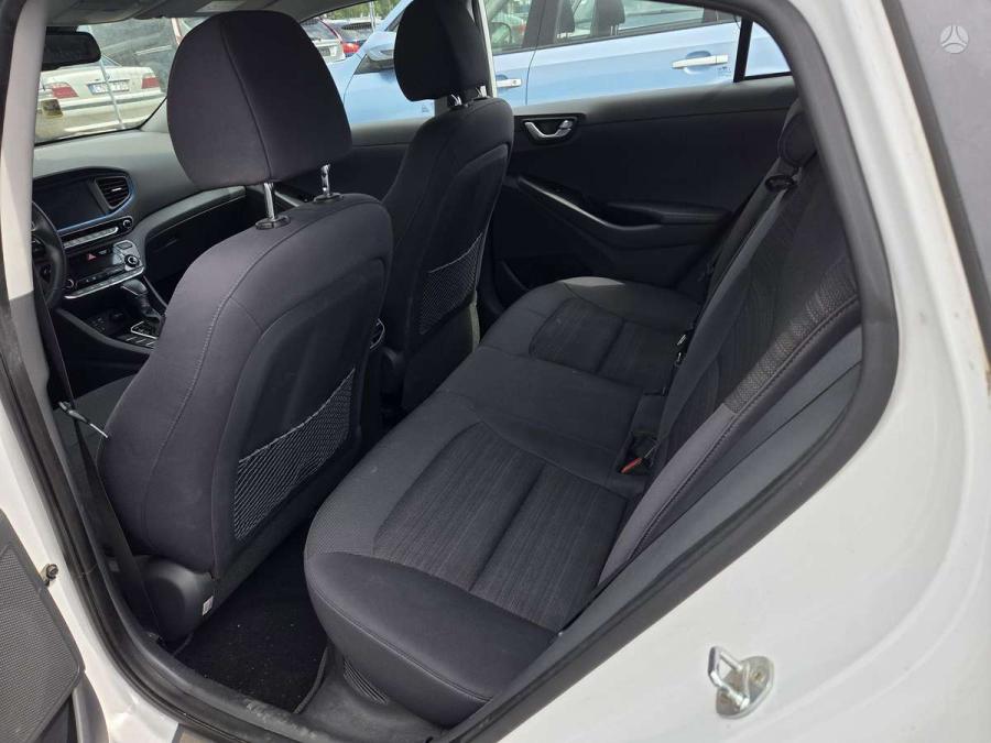 Balts Hyundai Ioniq 2016 Kauņa, ar dzinēja tilpumu 1.60 L un nobraukumu 203 tūkst. km par 9500 €, foto 14 vietnē AUTOMOTO.COM.LV