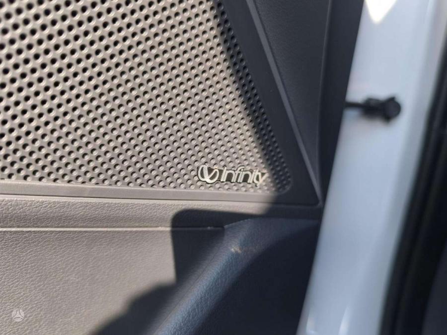 White Hyundai Ioniq 2017 in Vilnius, with an engine capacity of 1.58 L and mileage of 150 thousand km for 8250 €, photo 15 on AUTOMOTO.COM.LV
