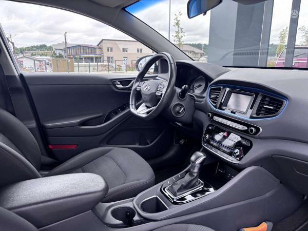 Balts Hyundai Ioniq 2017 Viļņa, ar dzinēja tilpumu 1.58 L un nobraukumu 232 tūkst. km par 8600 €, foto 10 vietnē AUTOMOTO.COM.LV