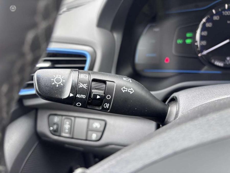 Белый Хендай Ioniq 2017 в Вильнюс, объемом двигателя 1.58 л и пробегом 232 тыс. км за 8600 €, фото 20 на AUTOMOTO.COM.LV