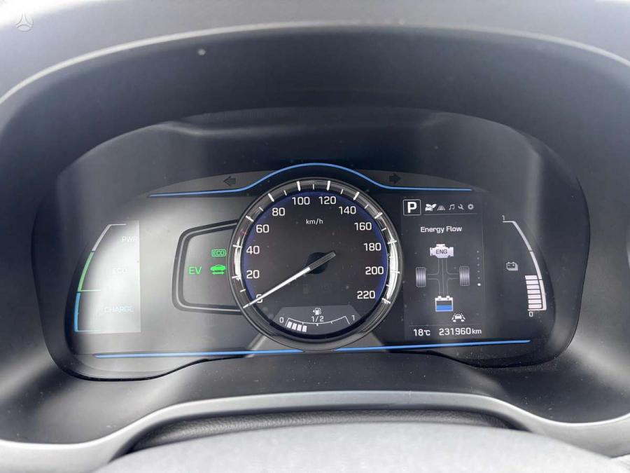 Белый Хендай Ioniq 2017 в Вильнюс, объемом двигателя 1.58 л и пробегом 232 тыс. км за 8600 €, фото 21 на AUTOMOTO.COM.LV