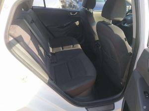White Hyundai Ioniq 2017 in Panevezys, with an engine capacity of 1.58 L and mileage of 170 thousand km for 9800 €, photo 15 on AUTOMOTO.COM.LV
