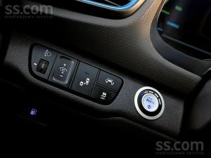 Белый Хендай Ioniq 2017 в Рига, объемом двигателя 1.60 л и пробегом 275 тыс. км за 10750 €, фото 20 на AUTOMOTO.COM.LV