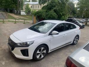 White Hyundai Ioniq 2018 in Vilnius, with an engine capacity of 0.00 L and mileage of 83 thousand km for 12900 €, photo  on AUTOMOTO.COM.LV