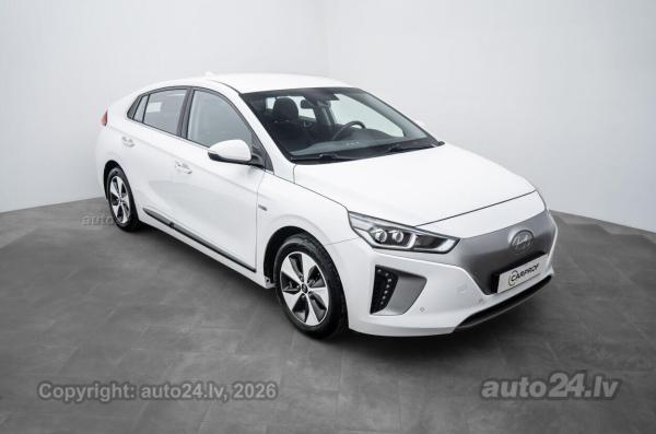 White Hyundai Ioniq 2018 in Tallinn, with an engine capacity of 0.00 L and mileage of 106 thousand km for 12999 €, photo 3 on AUTOMOTO.COM.LV