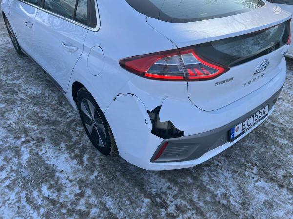 Balts Hyundai Ioniq 2018 Kauņa, ar dzinēja tilpumu 0.00 L un nobraukumu 167 tūkst. km par 5900 €, foto 5 vietnē AUTOMOTO.COM.LV