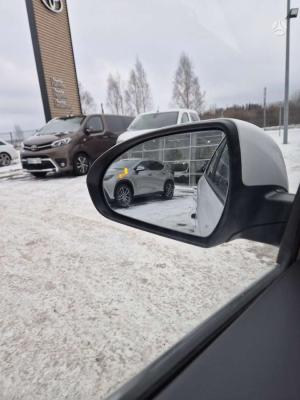 White Hyundai Ioniq 2018 in Panevezys, with an engine capacity of 1.58 L and mileage of 89 thousand km for 13900 €, photo 29 on AUTOMOTO.COM.LV