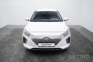 White Hyundai Ioniq 2018 in Tallinn, with an engine capacity of 0.00 L and mileage of 97 thousand km for 13499 €, photo 2 on AUTOMOTO.COM.LV