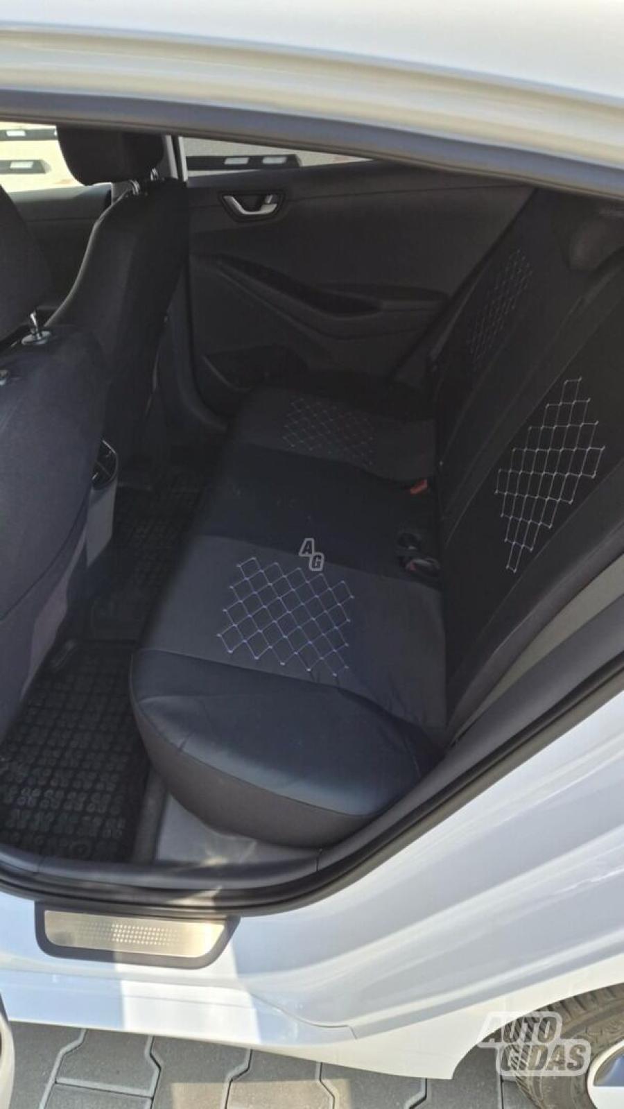 Balts Hyundai Ioniq 2018 Šauļi, ar dzinēja tilpumu 0.00 L un nobraukumu 78 tūkst. km par 11100 €, foto 4 vietnē AUTOMOTO.COM.LV