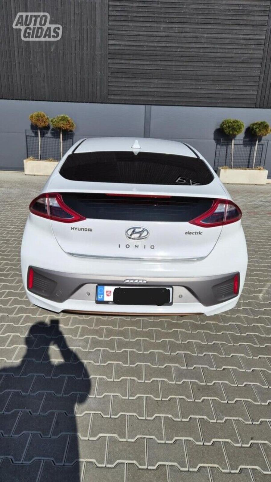 Balts Hyundai Ioniq 2018 Šauļi, ar dzinēja tilpumu 0.00 L un nobraukumu 78 tūkst. km par 11100 €, foto 11 vietnē AUTOMOTO.COM.LV