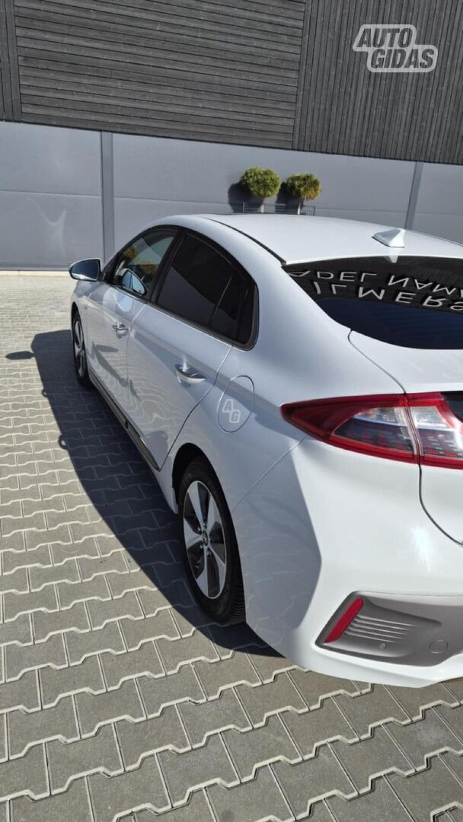 Balts Hyundai Ioniq 2018 Šauļi, ar dzinēja tilpumu 0.00 L un nobraukumu 78 tūkst. km par 11100 €, foto 15 vietnē AUTOMOTO.COM.LV