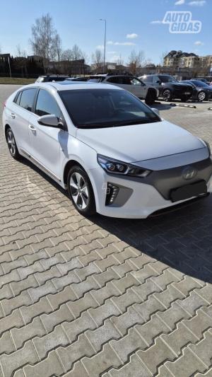 Balts Hyundai Ioniq 2018 Šauļi, ar dzinēja tilpumu 0.00 L un nobraukumu 78 tūkst. km par 11100 €, foto 17 vietnē AUTOMOTO.COM.LV