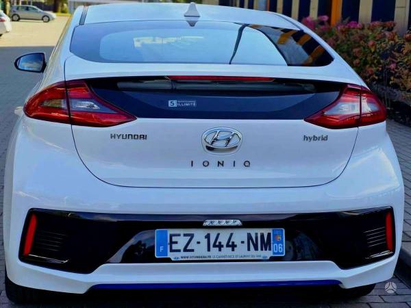 White Hyundai Ioniq 2018 in Taurage, with an engine capacity of 1.58 L and mileage of 177 thousand km for 8900 €, photo 7 on AUTOMOTO.COM.LV