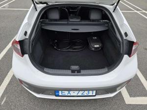 Balts Hyundai Ioniq 2018 Rīga, ar dzinēja tilpumu 0.00 L un nobraukumu 170 tūkst. km par 10000 €, foto 13 vietnē AUTOMOTO.COM.LV