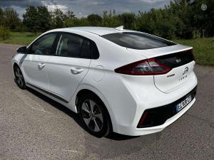 Белый Хендай Ioniq 2018 в Паневежис, объемом двигателя 0.00 л и пробегом 224 тыс. км за 8200 €, фото 6 на AUTOMOTO.COM.LV