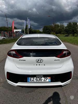 Белый Хендай Ioniq 2018 в Паневежис, объемом двигателя 0.00 л и пробегом 224 тыс. км за 8200 €, фото 7 на AUTOMOTO.COM.LV