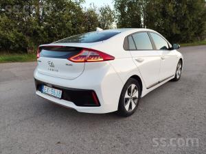 Белый Хендай Ioniq 2018 в Елгава, объемом двигателя 0.00 л и пробегом 166 тыс. км за 10900 €, фото 4 на AUTOMOTO.COM.LV