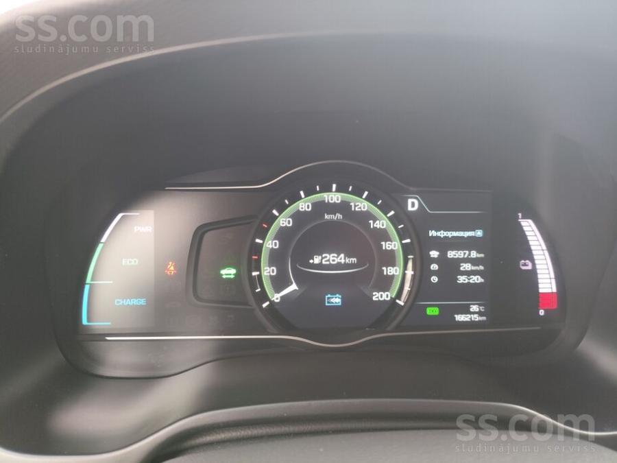 Белый Хендай Ioniq 2018 в Елгава, объемом двигателя 0.00 л и пробегом 166 тыс. км за 10900 €, фото 8 на AUTOMOTO.COM.LV