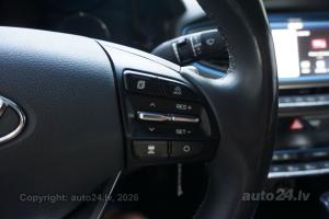 Balts Hyundai Ioniq 2018 Tallina, ar dzinēja tilpumu 1.60 L un nobraukumu 111 tūkst. km par 11990 €, foto 16 vietnē AUTOMOTO.COM.LV