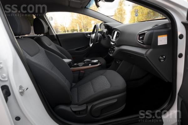 Balts Hyundai Ioniq 2019 Jelgava, ar dzinēja tilpumu 0.00 L un nobraukumu 0 tūkst. km par 34990 €, foto 8 vietnē AUTOMOTO.COM.LV