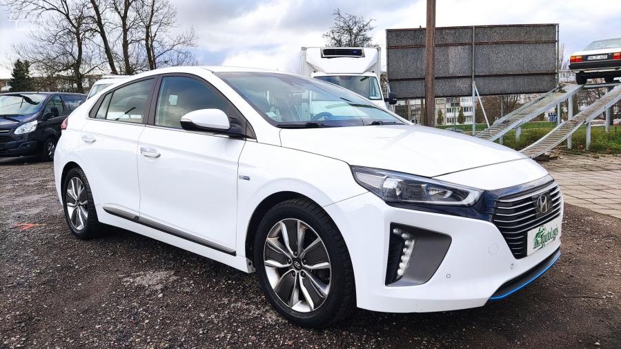 Balts Hyundai Ioniq 2019 Klaipėda, ar dzinēja tilpumu 1.60 L un nobraukumu 164 tūkst. km par 12690 €, foto 4 vietnē AUTOMOTO.COM.LV