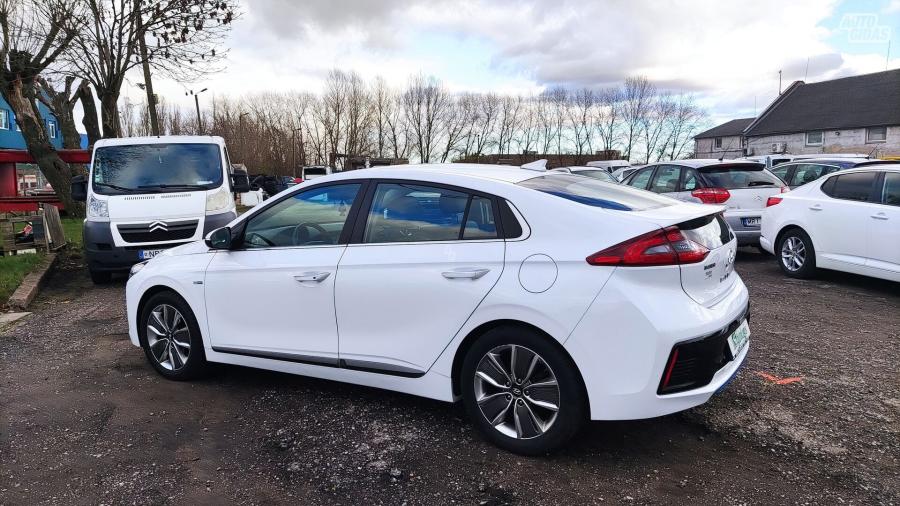 Balts Hyundai Ioniq 2019 Klaipėda, ar dzinēja tilpumu 1.60 L un nobraukumu 164 tūkst. km par 12690 €, foto 8 vietnē AUTOMOTO.COM.LV