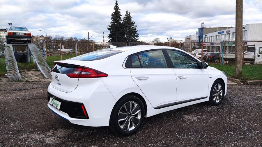 Balts Hyundai Ioniq 2019 Klaipėda, ar dzinēja tilpumu 1.60 L un nobraukumu 164 tūkst. km par 12690 €, foto 11 vietnē AUTOMOTO.COM.LV