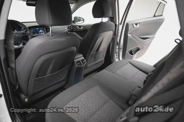 Белый Хендай Ioniq 2019 в Тарту, объемом двигателя 0.00 л и пробегом 89 тыс. км за 13490 €, фото 11 на AUTOMOTO.COM.LV