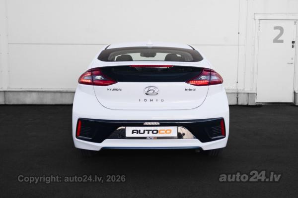 Balts Hyundai Ioniq 2019 Tallina, ar dzinēja tilpumu 1.60 L un nobraukumu 230 tūkst. km par 10999 €, foto 7 vietnē AUTOMOTO.COM.LV