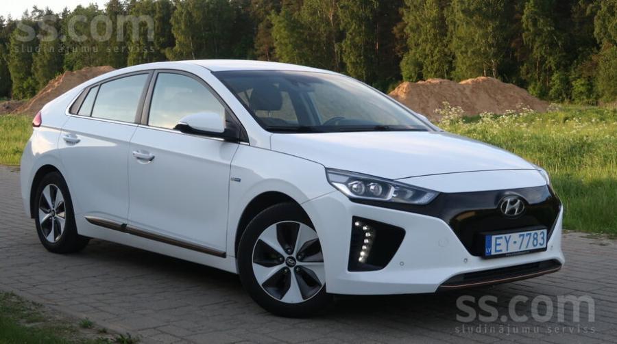 Balts Hyundai Ioniq 2019 Rīga, ar dzinēja tilpumu 1.60 L un nobraukumu 117 tūkst. km par 11150 €, foto 4 vietnē AUTOMOTO.COM.LV