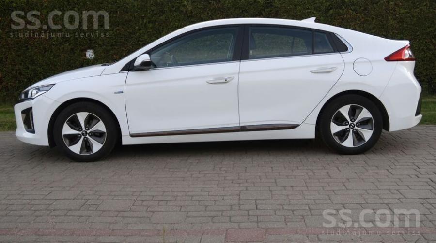 Balts Hyundai Ioniq 2019 Rīga, ar dzinēja tilpumu 1.60 L un nobraukumu 117 tūkst. km par 11150 €, foto 9 vietnē AUTOMOTO.COM.LV