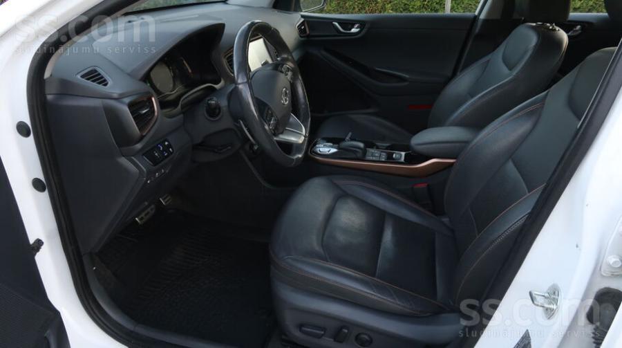 Balts Hyundai Ioniq 2019 Rīga, ar dzinēja tilpumu 1.60 L un nobraukumu 117 tūkst. km par 11150 €, foto 11 vietnē AUTOMOTO.COM.LV