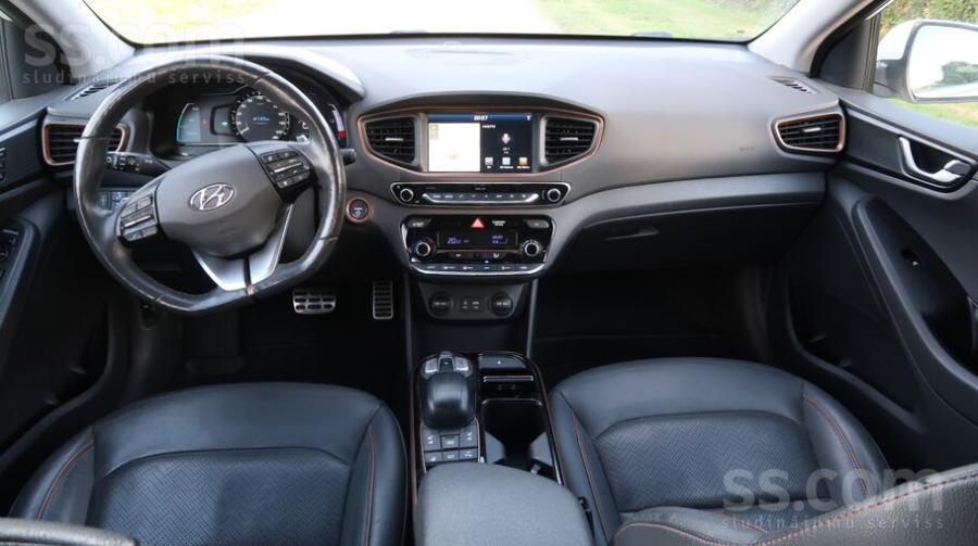 Balts Hyundai Ioniq 2019 Rīga, ar dzinēja tilpumu 1.60 L un nobraukumu 117 tūkst. km par 11150 €, foto 13 vietnē AUTOMOTO.COM.LV