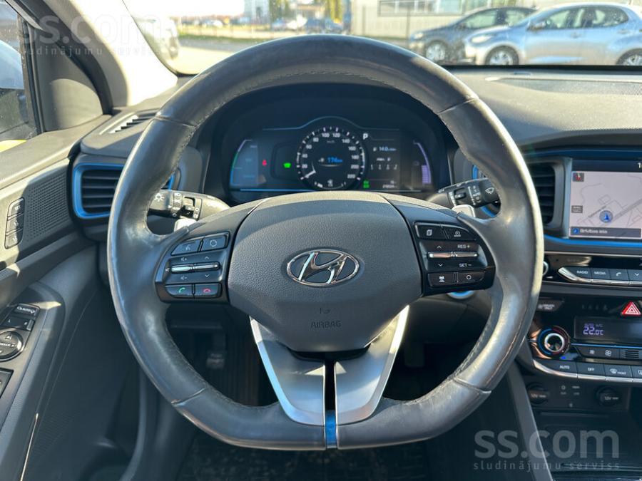 Balts Hyundai Ioniq 2019 Liepāja, ar dzinēja tilpumu 1.60 L un nobraukumu 217 tūkst. km par 10900 €, foto 12 vietnē AUTOMOTO.COM.LV