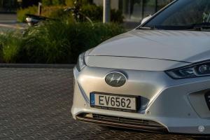 Balts Hyundai Ioniq 2019 Viļņa, ar dzinēja tilpumu 0.00 L un nobraukumu 108 tūkst. km par 10999 €, foto 3 vietnē AUTOMOTO.COM.LV