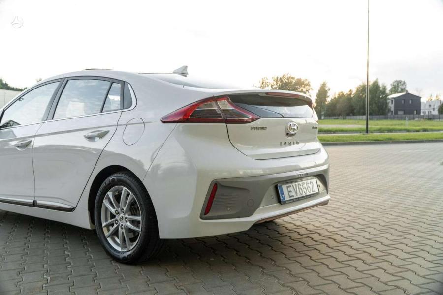 Balts Hyundai Ioniq 2019 Viļņa, ar dzinēja tilpumu 0.00 L un nobraukumu 108 tūkst. km par 10999 €, foto 11 vietnē AUTOMOTO.COM.LV
