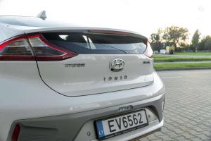 Balts Hyundai Ioniq 2019 Viļņa, ar dzinēja tilpumu 0.00 L un nobraukumu 108 tūkst. km par 10999 €, foto 12 vietnē AUTOMOTO.COM.LV