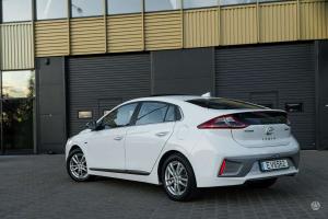 Balts Hyundai Ioniq 2019 Viļņa, ar dzinēja tilpumu 0.00 L un nobraukumu 108 tūkst. km par 10999 €, foto 13 vietnē AUTOMOTO.COM.LV