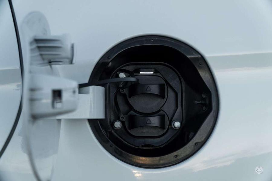 Balts Hyundai Ioniq 2019 Viļņa, ar dzinēja tilpumu 0.00 L un nobraukumu 108 tūkst. km par 10999 €, foto 21 vietnē AUTOMOTO.COM.LV