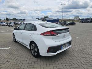 Белый Хендай Ioniq 2020 в Таураге, объемом двигателя 1.60 л и пробегом 297 тыс. км за 9800 €, фото 11 на AUTOMOTO.COM.LV