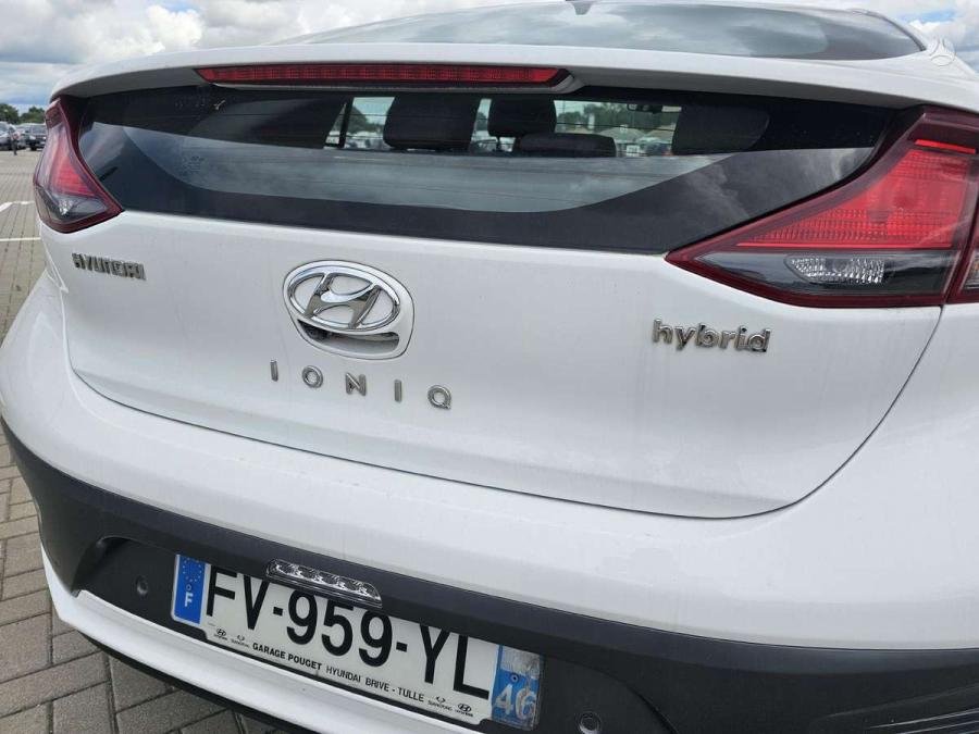 Белый Хендай Ioniq 2020 в Таураге, объемом двигателя 1.60 л и пробегом 297 тыс. км за 9800 €, фото 13 на AUTOMOTO.COM.LV