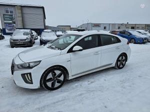 White Hyundai Ioniq 2020 in Taurage, with an engine capacity of 1.60 L and mileage of 297 thousand km for 9400 €, photo 2 on AUTOMOTO.COM.LV