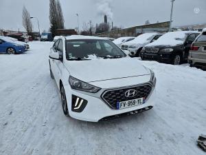 White Hyundai Ioniq 2020 in Taurage, with an engine capacity of 1.60 L and mileage of 297 thousand km for 9400 €, photo 5 on AUTOMOTO.COM.LV
