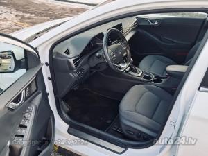 Белый Хендай Ioniq 2021 в Таллин, объемом двигателя 1.60 л и пробегом 77 тыс. км за 13500 €, фото 13 на AUTOMOTO.COM.LV